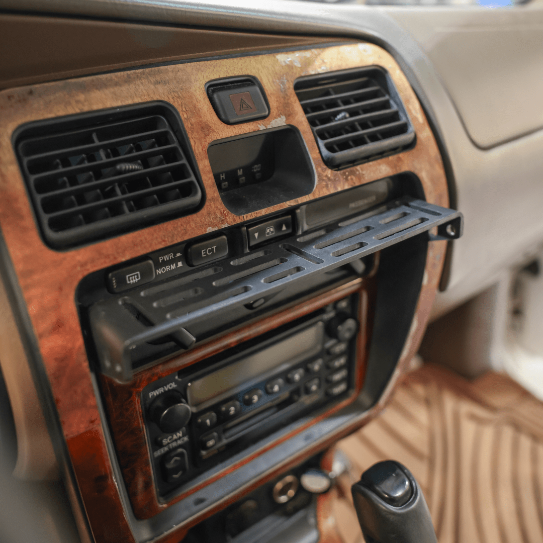 1996-2002 4Runner Dash Accessory Mount (DAM) / Phone Mount — Taco Vinyl